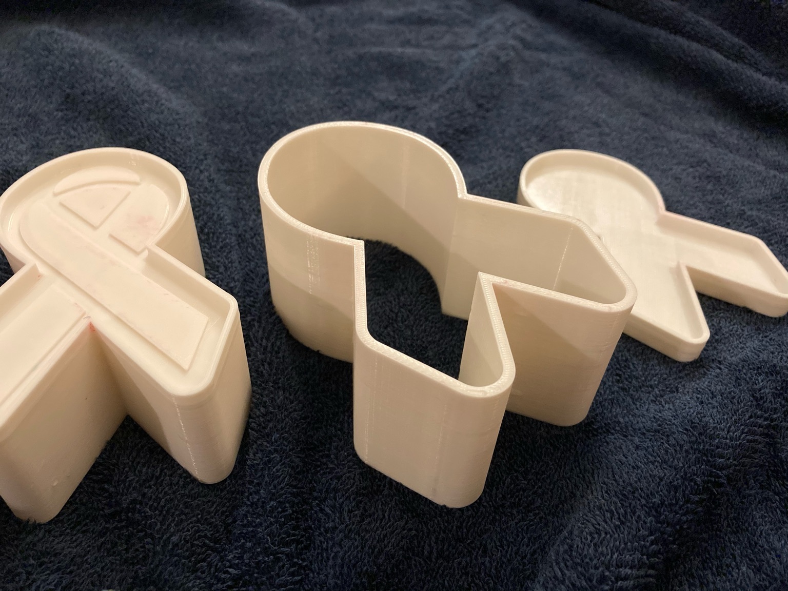 STL file Breast Cancer Research Ribbon Bath Bomb Mold・3D printing idea ...